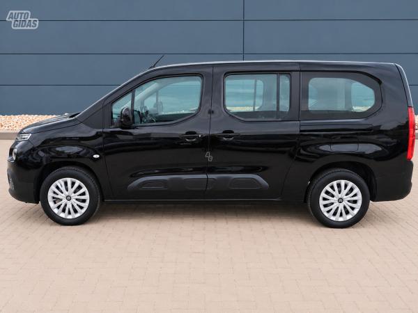 Citroen Berlingo 2021 Viļņa vietnē Melns Citroen Berlingo 2021 Viļņa, ar dzinēja tilpumu 1.20 L un nobraukumu 126 tūkst. km par 10550 €, foto 4 vietnē AUTOMOTO.COM.LV