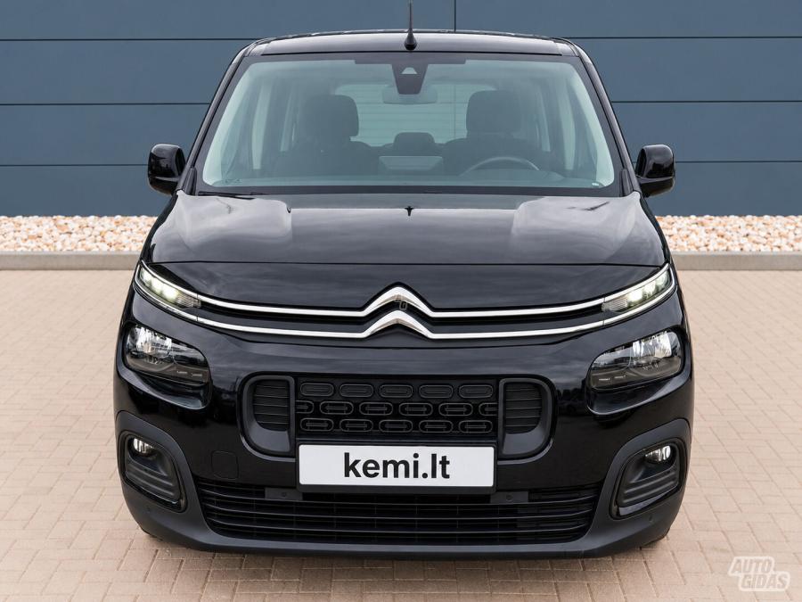 Melns Citroen Berlingo 2021 Viļņa, ar dzinēja tilpumu 1.20 L un nobraukumu 126 tūkst. km par 10550 €, foto 6 vietnē AUTOMOTO.COM.LV