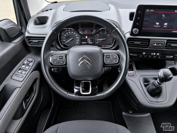Citroen Berlingo 2021 Viļņa vietnē Melns Citroen Berlingo 2021 Viļņa, ar dzinēja tilpumu 1.20 L un nobraukumu 126 tūkst. km par 10550 €, foto 9 vietnē AUTOMOTO.COM.LV