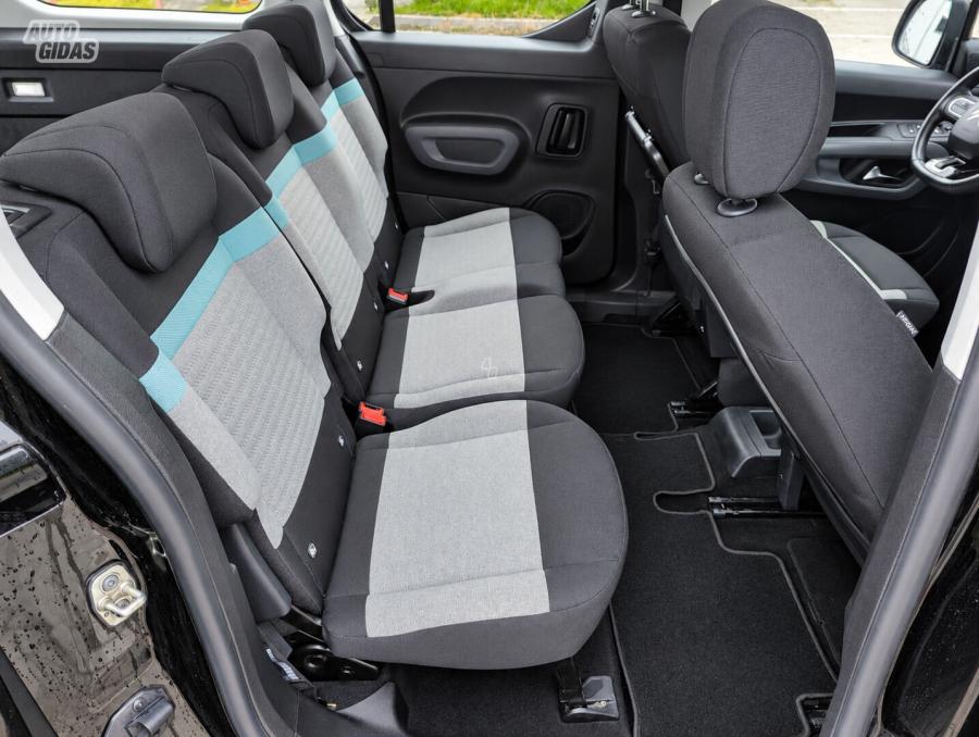 Melns Citroen Berlingo 2021 Viļņa, ar dzinēja tilpumu 1.20 L un nobraukumu 126 tūkst. km par 10550 €, foto 16 vietnē AUTOMOTO.COM.LV