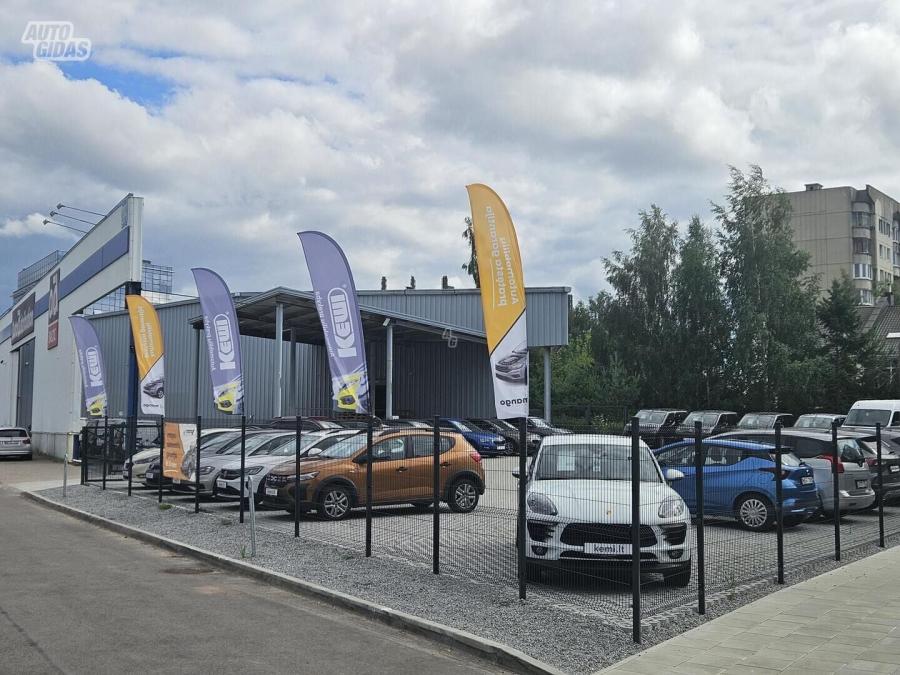 Melns Citroen Berlingo 2021 Viļņa, ar dzinēja tilpumu 1.20 L un nobraukumu 126 tūkst. km par 10550 €, foto 23 vietnē AUTOMOTO.COM.LV