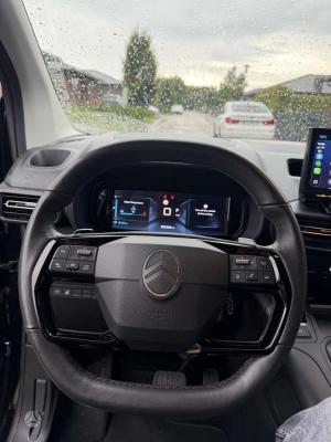 Melns Citroen Berlingo 2024 Kauņa, ar dzinēja tilpumu 1.50 L un nobraukumu 50 tūkst. km par 24490 €, foto 13 vietnē AUTOMOTO.COM.LV