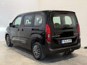 Black Citroen Berlingo 2025 in Vilnius, with an engine capacity of 1.50 L and mileage of 34 thousand km for 20950 €, photo 5 on AUTOMOTO.COM.LV