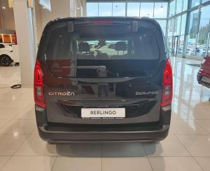 Black Citroen Berlingo 2025 in Kaunas, with an engine capacity of 1.50 L and mileage of 0 thousand km for 27442 €, photo 5 on AUTOMOTO.COM.LV