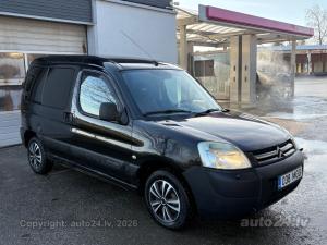 Black Citroen Berlingo 2006 in Rapla, with an engine capacity of 1.60 L and mileage of 333 thousand km for 1150 €, photo 4 on AUTOMOTO.COM.LV