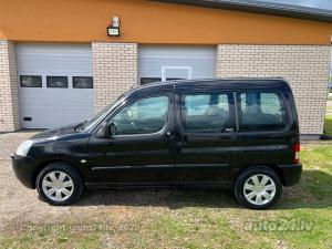 Melns Citroen Berlingo 2007 Paide, ar dzinēja tilpumu 1.60 L un nobraukumu 266 tūkst. km par 2990 €, foto 3 vietnē AUTOMOTO.COM.LV