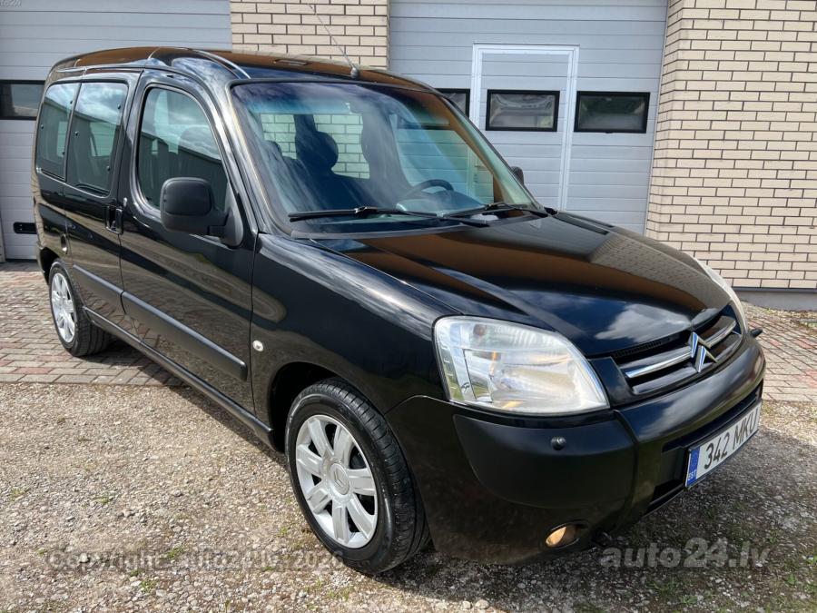 Melns Citroen Berlingo 2007 Paide, ar dzinēja tilpumu 1.60 L un nobraukumu 266 tūkst. km par 2990 €, foto 4 vietnē AUTOMOTO.COM.LV