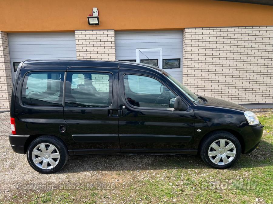 Melns Citroen Berlingo 2007 Paide, ar dzinēja tilpumu 1.60 L un nobraukumu 266 tūkst. km par 2990 €, foto 6 vietnē AUTOMOTO.COM.LV