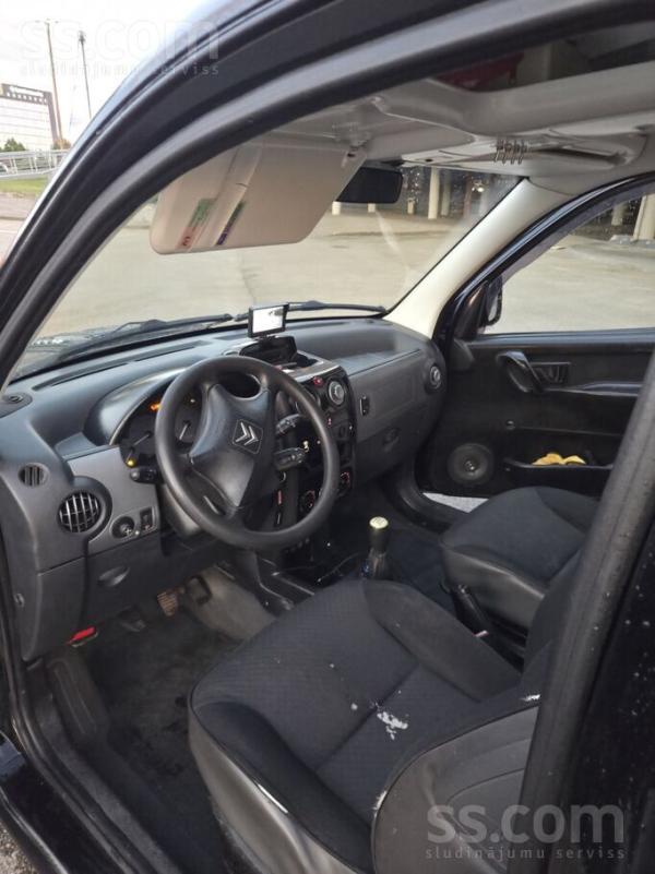 Black Citroen Berlingo 2008 in Riga, with an engine capacity of 1.50 L and mileage of 180 thousand km for 900 €, photo 10 on AUTOMOTO.COM.LV