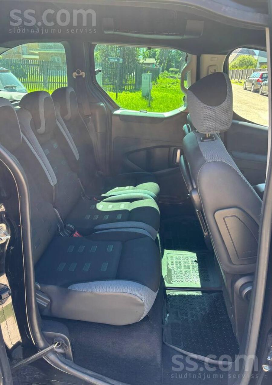 Melns Citroen Berlingo 2010 Jūrmala, ar dzinēja tilpumu 1.60 L un nobraukumu 345 tūkst. km par 4000 €, foto 11 vietnē AUTOMOTO.COM.LV
