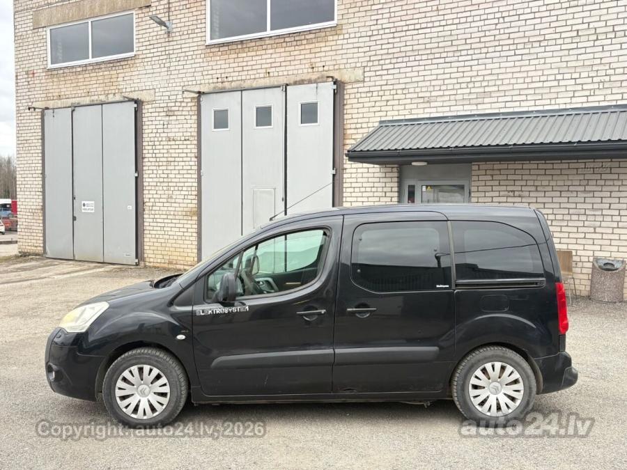 Black Citroen Berlingo 2011 in Rapla, with an engine capacity of 1.60 L and mileage of 269 thousand km for 2000 €, photo 2 on AUTOMOTO.COM.LV
