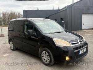 Black Citroen Berlingo 2011 in Rapla, with an engine capacity of 1.60 L and mileage of 269 thousand km for 2000 €, photo 4 on AUTOMOTO.COM.LV