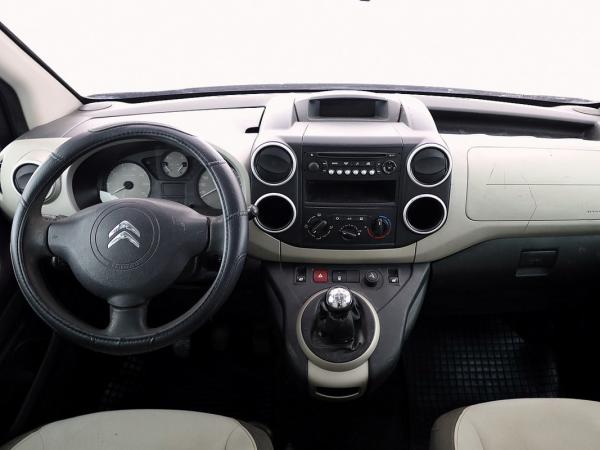 Black Citroen Berlingo 2012 in Tallinn, with an engine capacity of 1.60 L and mileage of 272 thousand km for 1999 €, photo 6 on AUTOMOTO.COM.LV