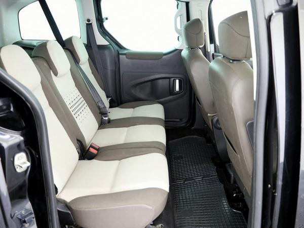 Black Citroen Berlingo 2012 in Tallinn, with an engine capacity of 1.60 L and mileage of 272 thousand km for 1999 €, photo 8 on AUTOMOTO.COM.LV