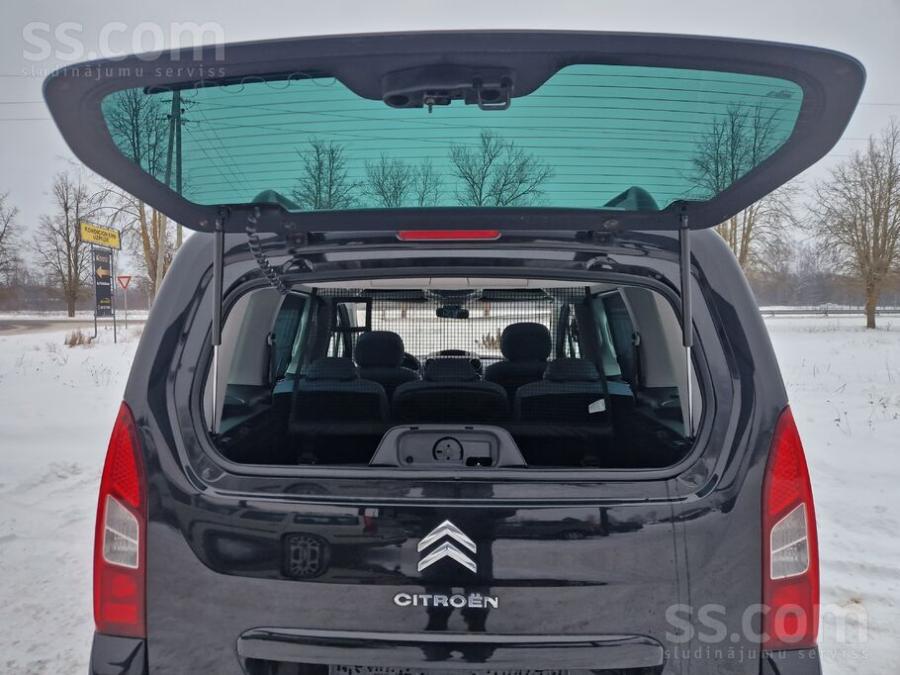 Melns Citroen Berlingo 2014 Ogre, ar dzinēja tilpumu 1.60 L un nobraukumu 233 tūkst. km par 5870 €, foto 14 vietnē AUTOMOTO.COM.LV