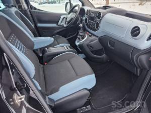Melns Citroen Berlingo 2014 Ogre, ar dzinēja tilpumu 1.60 L un nobraukumu 233 tūkst. km par 5870 €, foto 15 vietnē AUTOMOTO.COM.LV