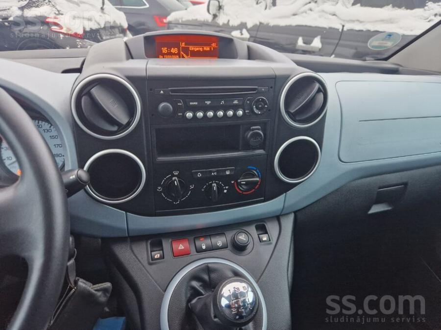 Melns Citroen Berlingo 2014 Ogre, ar dzinēja tilpumu 1.60 L un nobraukumu 233 tūkst. km par 5870 €, foto 16 vietnē AUTOMOTO.COM.LV
