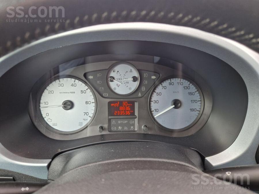 Black Citroen Berlingo 2014 in Ogre, with an engine capacity of 1.60 L and mileage of 234 thousand km for 5870 €, photo 22 on AUTOMOTO.COM.LV