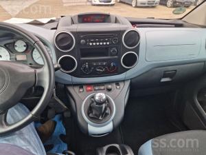 Black Citroen Berlingo 2014 in Ogre, with an engine capacity of 1.60 L and mileage of 234 thousand km for 5870 €, photo 23 on AUTOMOTO.COM.LV