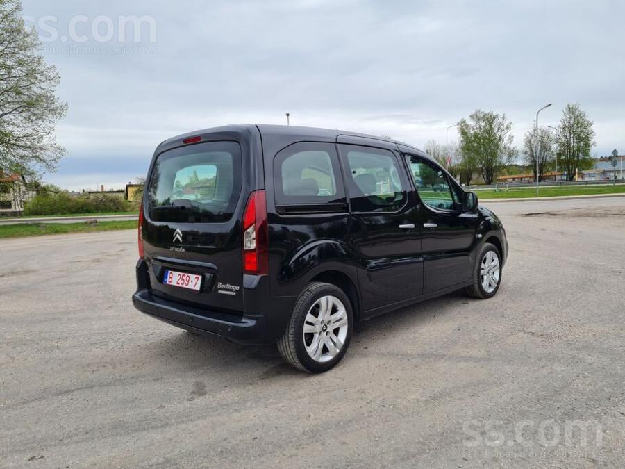 Melns Citroen Berlingo 2015 Ogre, ar dzinēja tilpumu 1.60 L un nobraukumu 0 tūkst. km par 5550 €, foto 6 vietnē AUTOMOTO.COM.LV