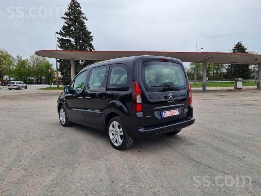 Melns Citroen Berlingo 2015 Ogre, ar dzinēja tilpumu 1.60 L un nobraukumu 0 tūkst. km par 5550 €, foto 8 vietnē AUTOMOTO.COM.LV