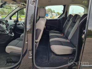 Melns Citroen Berlingo 2015 Ogre, ar dzinēja tilpumu 1.60 L un nobraukumu 0 tūkst. km par 5550 €, foto 16 vietnē AUTOMOTO.COM.LV