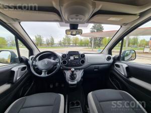 Melns Citroen Berlingo 2015 Ogre, ar dzinēja tilpumu 1.60 L un nobraukumu 0 tūkst. km par 5550 €, foto 17 vietnē AUTOMOTO.COM.LV