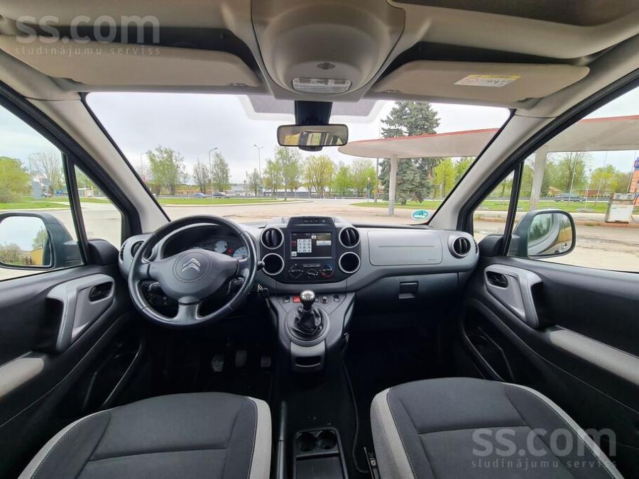 Melns Citroen Berlingo 2015 Ogre, ar dzinēja tilpumu 1.60 L un nobraukumu 0 tūkst. km par 5550 €, foto 17 vietnē AUTOMOTO.COM.LV