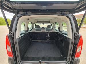 Melns Citroen Berlingo 2015 Ogre, ar dzinēja tilpumu 1.60 L un nobraukumu 0 tūkst. km par 5550 €, foto 18 vietnē AUTOMOTO.COM.LV