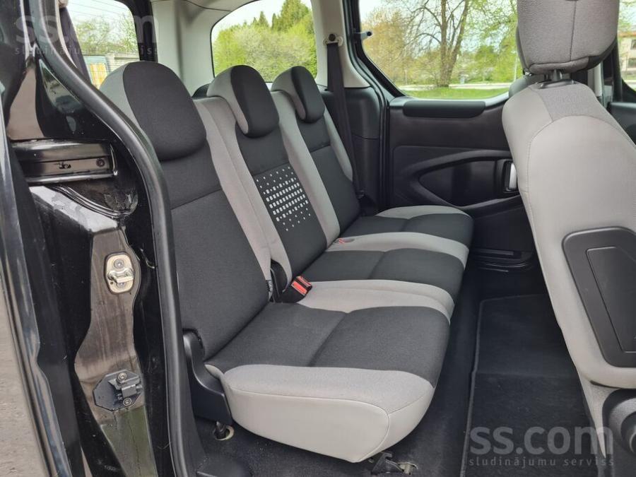 Melns Citroen Berlingo 2015 Ogre, ar dzinēja tilpumu 1.60 L un nobraukumu 0 tūkst. km par 5550 €, foto 19 vietnē AUTOMOTO.COM.LV
