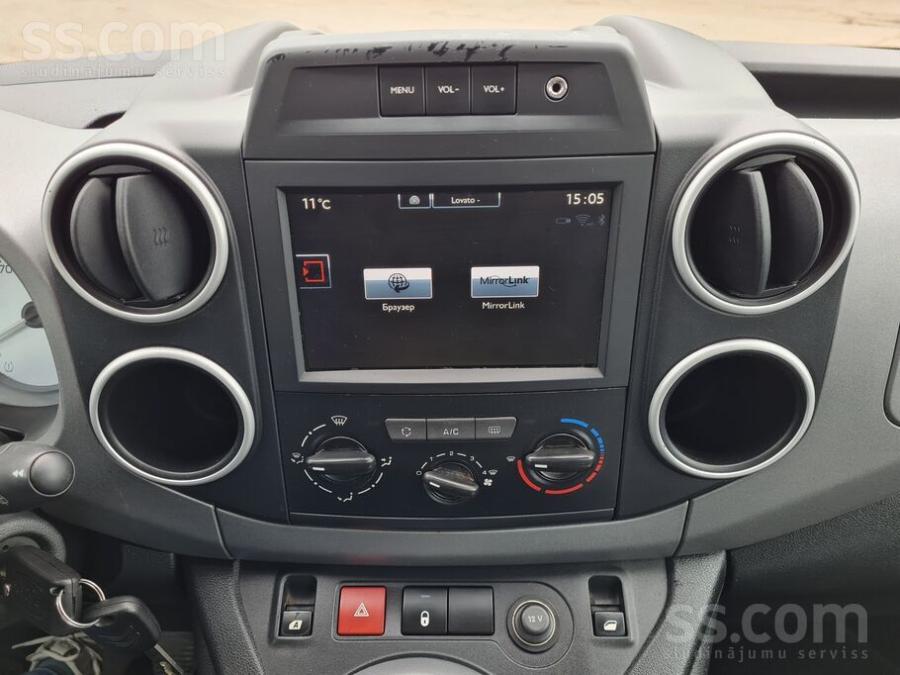 Melns Citroen Berlingo 2015 Ogre, ar dzinēja tilpumu 1.60 L un nobraukumu 0 tūkst. km par 5550 €, foto 24 vietnē AUTOMOTO.COM.LV