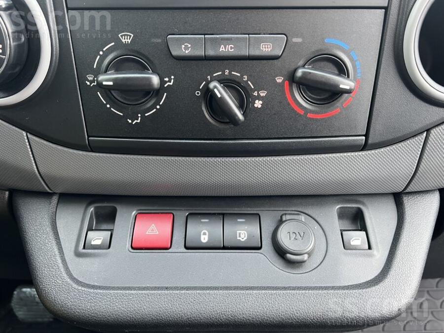 Melns Citroen Berlingo 2017 Rīga, ar dzinēja tilpumu 1.60 L un nobraukumu 184 tūkst. km par 6780 €, foto 19 vietnē AUTOMOTO.COM.LV