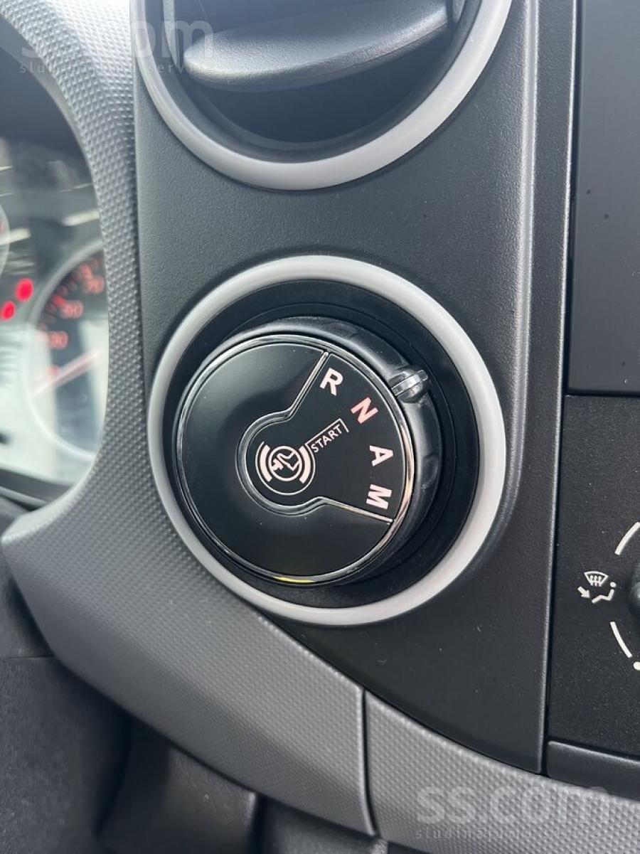 Melns Citroen Berlingo 2017 Rīga, ar dzinēja tilpumu 1.60 L un nobraukumu 184 tūkst. km par 6780 €, foto 23 vietnē AUTOMOTO.COM.LV