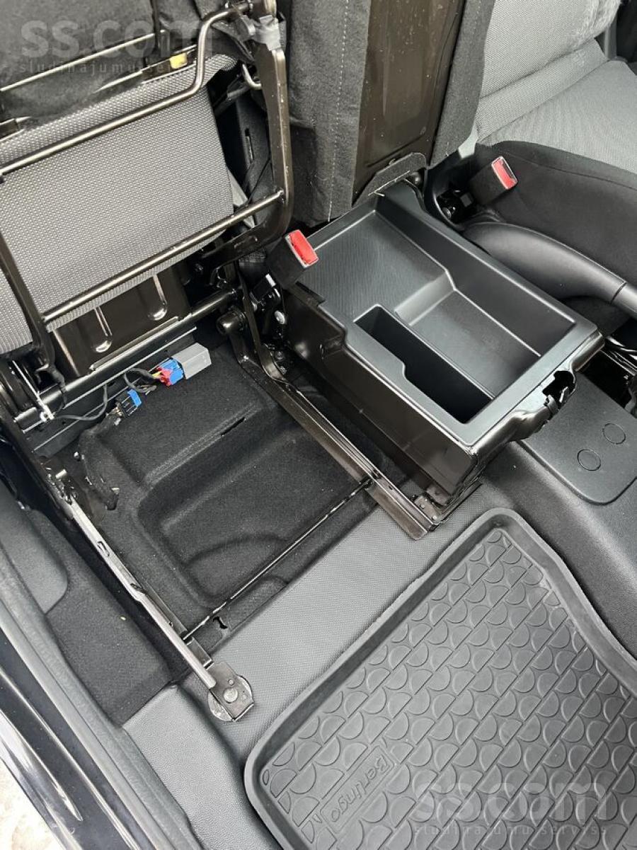 Melns Citroen Berlingo 2017 Rīga, ar dzinēja tilpumu 1.60 L un nobraukumu 184 tūkst. km par 6780 €, foto 29 vietnē AUTOMOTO.COM.LV