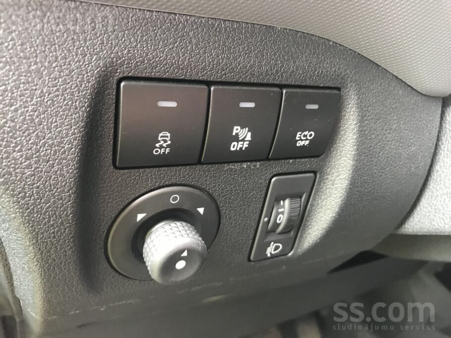 Melns Citroen Berlingo 2017 Rīga, ar dzinēja tilpumu 1.60 L un nobraukumu 184 tūkst. km par 6780 €, foto 36 vietnē AUTOMOTO.COM.LV