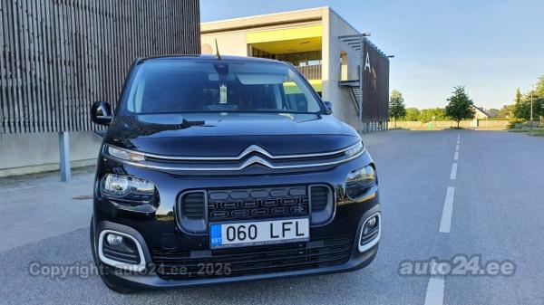 Melns Citroen Berlingo 2019 Tallina, ar dzinēja tilpumu 1.50 L un nobraukumu 100 tūkst. km par 11499 €, foto 1 vietnē AUTOMOTO.COM.LV