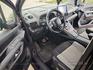 Black Citroen Berlingo 2019 in Parnu, with an engine capacity of 1.50 L and mileage of 122 thousand km for 19700 €, photo 5 on AUTOMOTO.COM.LV