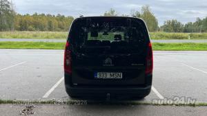 Melns Citroen Berlingo 2019 Tartu, ar dzinēja tilpumu 1.50 L un nobraukumu 96 tūkst. km par 14900 €, foto 5 vietnē AUTOMOTO.COM.LV