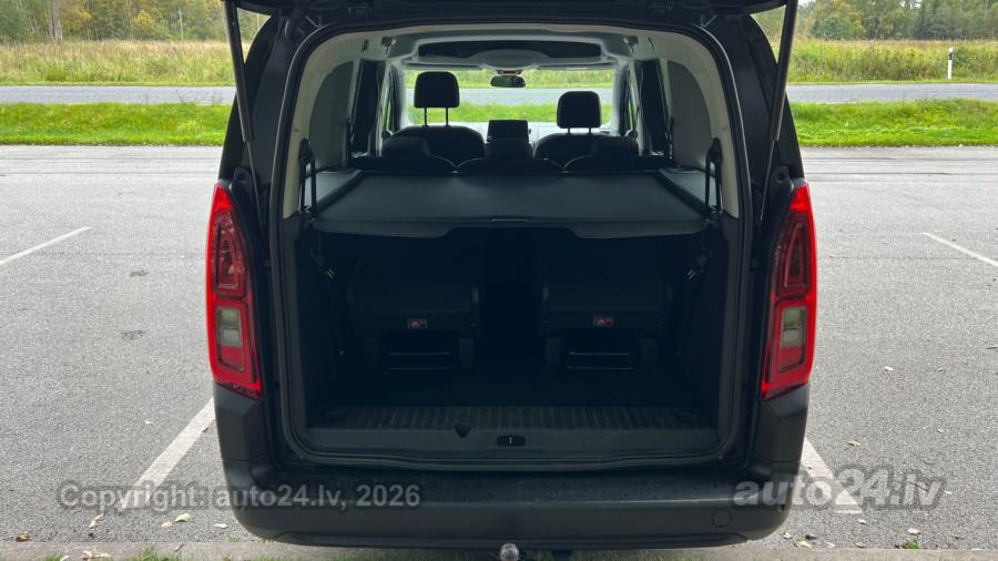 Melns Citroen Berlingo 2019 Tartu, ar dzinēja tilpumu 1.50 L un nobraukumu 96 tūkst. km par 14900 €, foto 8 vietnē AUTOMOTO.COM.LV