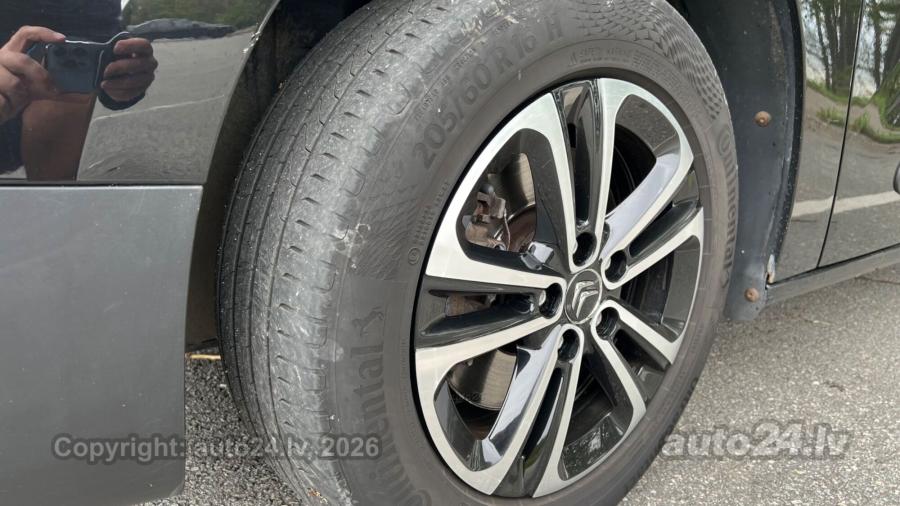 Melns Citroen Berlingo 2019 Tartu, ar dzinēja tilpumu 1.50 L un nobraukumu 96 tūkst. km par 14900 €, foto 14 vietnē AUTOMOTO.COM.LV