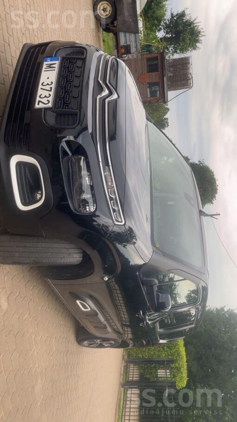 Black Citroen Berlingo 2021 in Valmiera, with an engine capacity of 1.20 L and mileage of 71 thousand km for 11900 €, photo 1 on AUTOMOTO.COM.LV