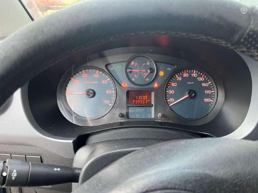 Zils Citroen Berlingo 2008 Klaipėda, ar dzinēja tilpumu 66.00 L un nobraukumu 239 tūkst. km par 2150 €, foto 2 vietnē AUTOMOTO.COM.LV