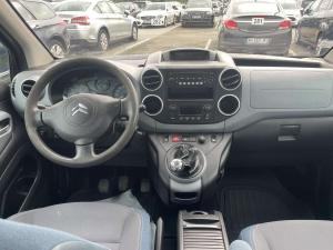 Blue Citroen Berlingo 2011 in Taurage, with an engine capacity of 1.60 L and mileage of 271 thousand km for 3200 €, photo 10 on AUTOMOTO.COM.LV