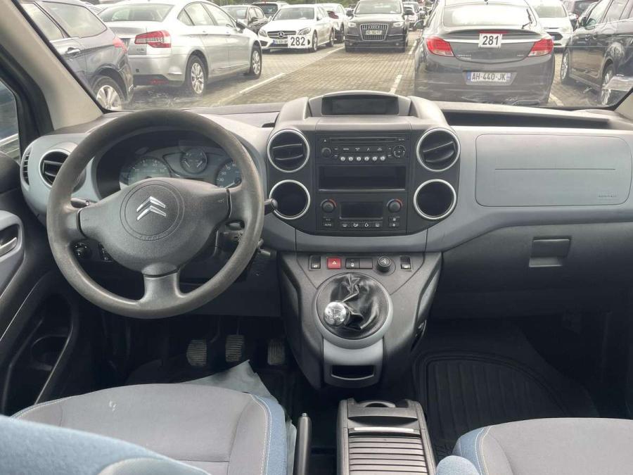 Blue Citroen Berlingo 2011 in Taurage, with an engine capacity of 1.60 L and mileage of 271 thousand km for 3200 €, photo 10 on AUTOMOTO.COM.LV