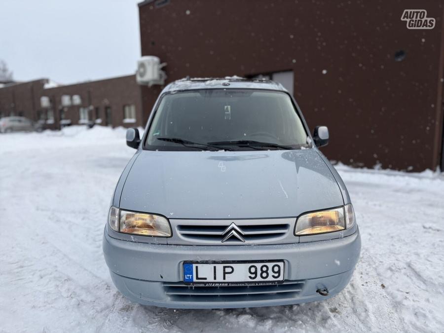 Blue Citroen Berlingo 2001 in Kaisiadorys, with an engine capacity of 1.40 L and mileage of 400 thousand km for 700 €, photo 2 on AUTOMOTO.COM.LV