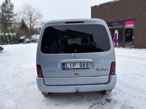 Blue Citroen Berlingo 2001 in Kaisiadorys, with an engine capacity of 1.40 L and mileage of 400 thousand km for 700 €, photo 3 on AUTOMOTO.COM.LV