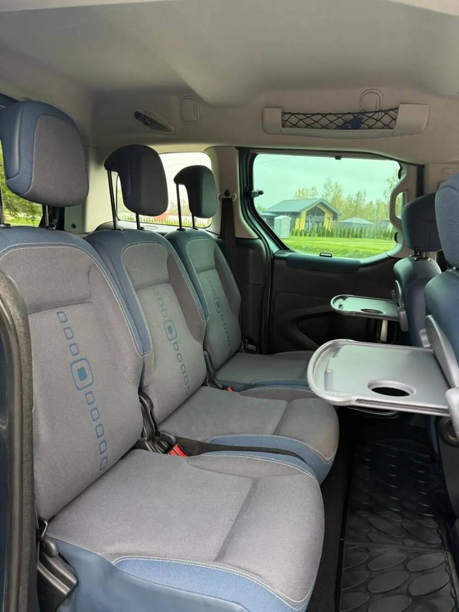Zils Citroen Berlingo 2010 Rīga, ar dzinēja tilpumu 1.60 L un nobraukumu 223 tūkst. km par 2600 €, foto 13 vietnē AUTOMOTO.COM.LV