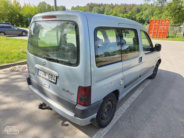 Zils Citroen Berlingo 2002 Alīta, ar dzinēja tilpumu 1.60 L un nobraukumu 350 tūkst. km par 550 €, foto 5 vietnē AUTOMOTO.COM.LV