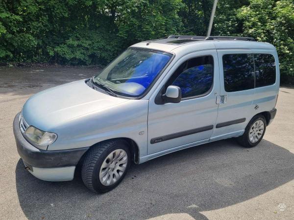 Blue Citroen Berlingo 2002 in Kaunas, with an engine capacity of 2.00 L and mileage of 468 thousand km for 1499 €, photo 1 on AUTOMOTO.COM.LV