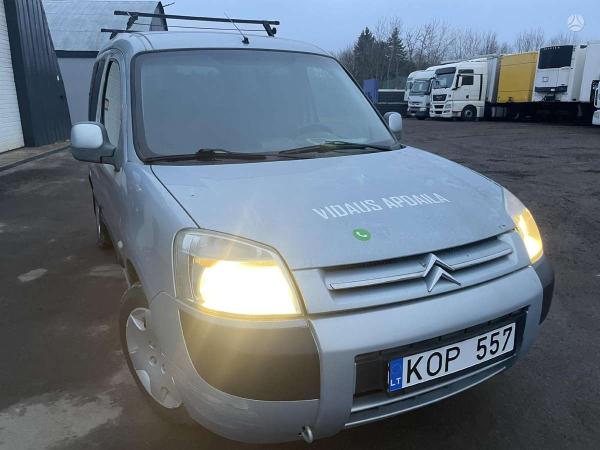 Blue Citroen Berlingo 2004 in Vilnius, with an engine capacity of 2.00 L and mileage of 287 thousand km for 500 €, photo 2 on AUTOMOTO.COM.LV